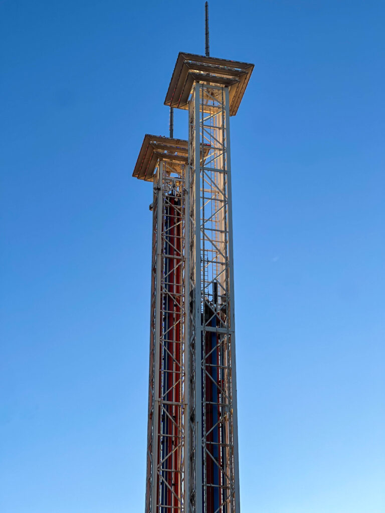 King Towers - Fabrikus World